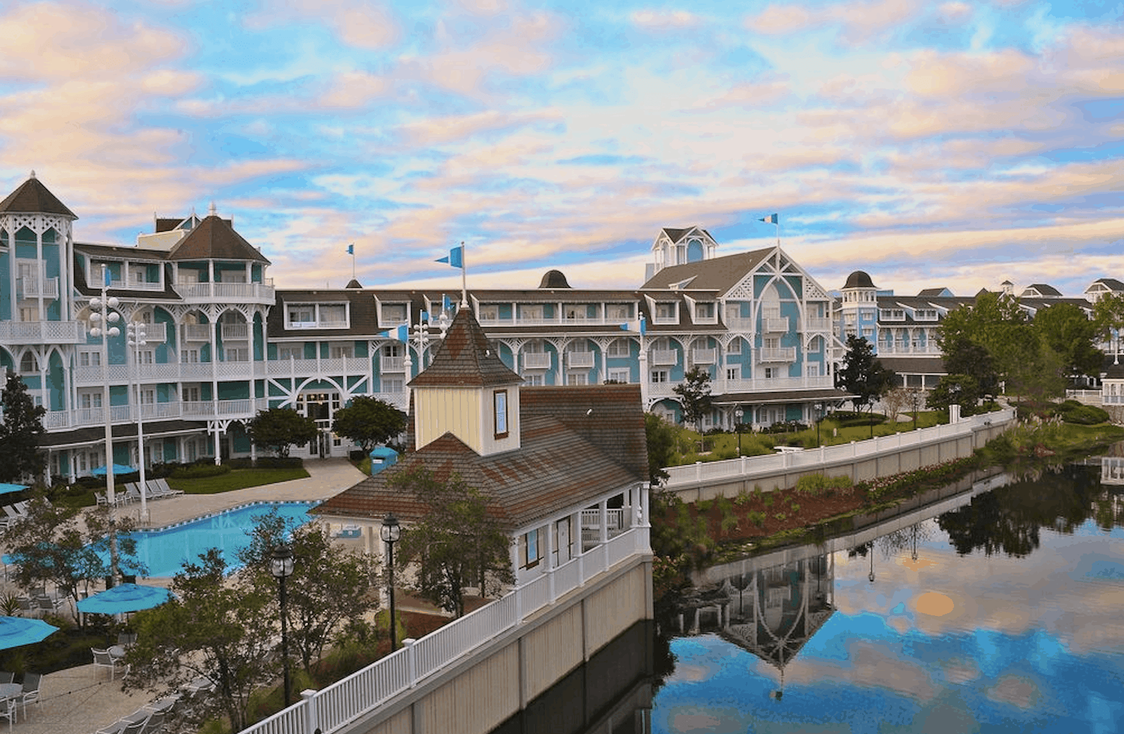 10 Reasons to Stay at Disney's Beach Club Resort - WDWBLOGGERS